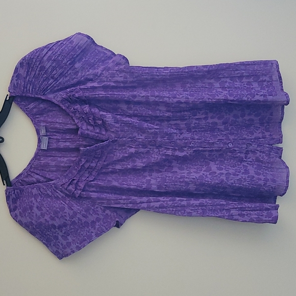 Laura Scott | Tops | Laura Scott Top | Poshmark